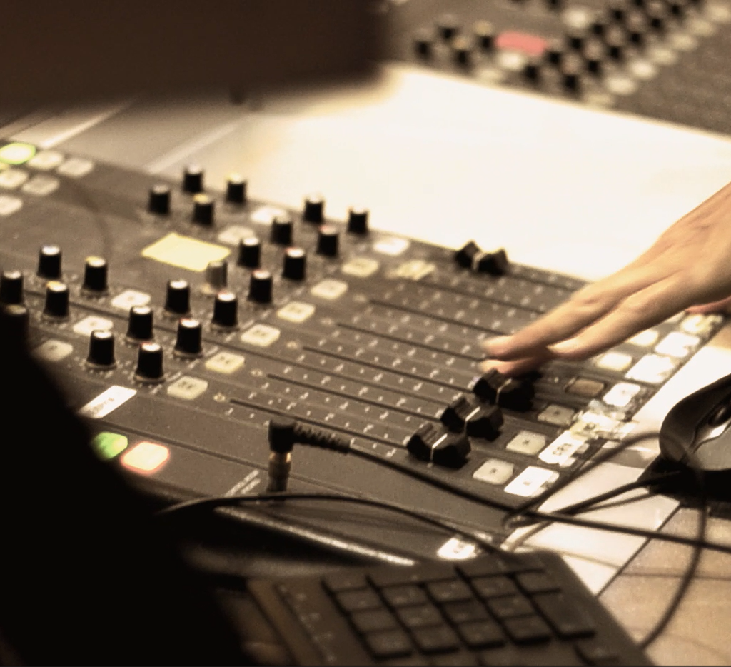 Radio Broadcast Course - BayFM
